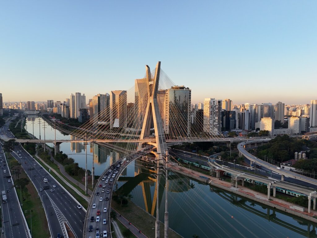 Descubre las Mejores Opciones para Explorar la Ciudad Más Grande de ...